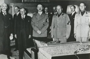 La signature des accords de Munich | Pandora Vox